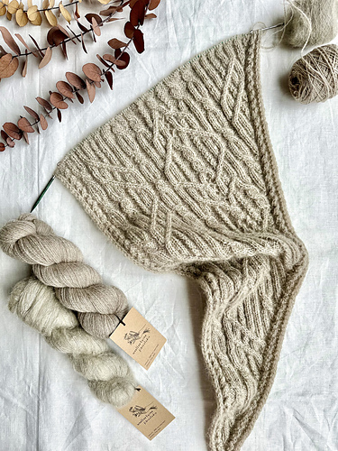 Ravelry: Twisted Twines Shawl pattern by Dorothy Offeciers