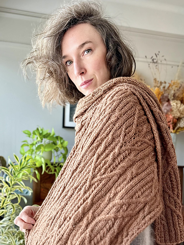 Ravelry: Twisted Twines Shawl pattern by Dorothy Offeciers