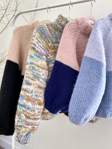 Ravelry: Lazy Sunday Sweater pattern by Dorothy Offeciers