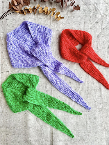 Ravelry: Ginger Scarf pattern by Dorothy Offeciers