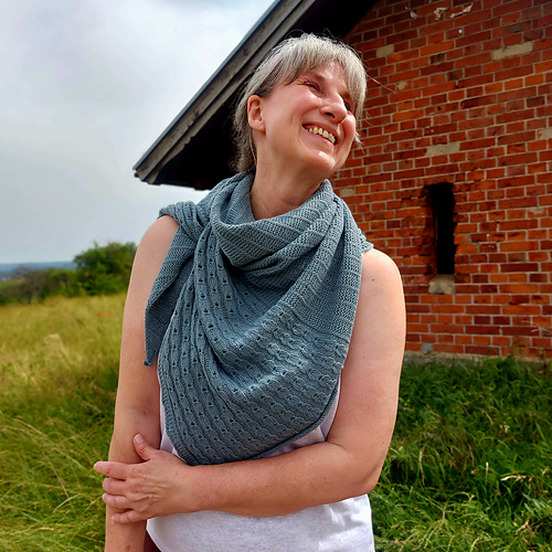 Ravelry: Hazel Shawl pattern by DUCATHI