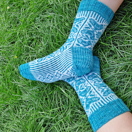 Ravelry: Chicken Run Socks pattern by DUCATHI