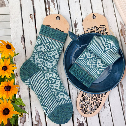 Ravelry: Chicken Run Socks pattern by DUCATHI