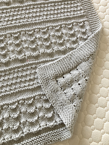 Ravelry: Seren Baby Blanket pattern by Daisy Gray Knits