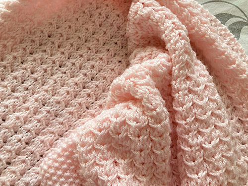 Ravelry: Dainty Hearts Baby Blanket pattern by Daisy Gray Knits