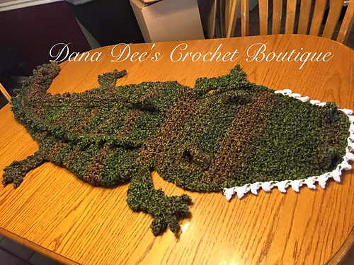 Ravelry: Thick and Fluffy Alligator Blanket pattern by Dana Draves