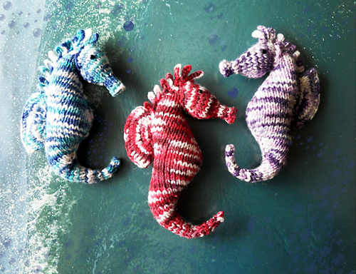 Ravelry: Seahorse FLAT KNIT VERSION Plush Toy pattern by cheezombie