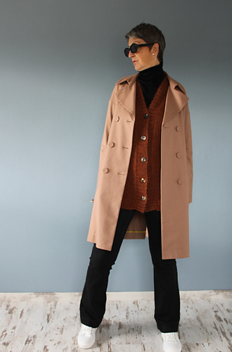 Ravelry: Pilsen Cardigan pattern by Daniela Mühlbauer