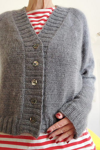 Ravelry: Pilsen Cardigan pattern by Daniela Mühlbauer