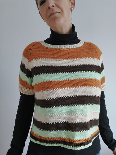 Ravelry: Malika pattern by Daniela Mühlbauer