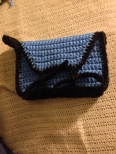 Ravelry: 3DS XL Carrying Case pattern by Danielle Muysson