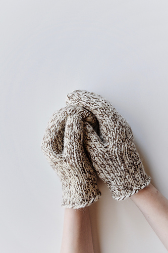 Ravelry: The Nora Mittens pattern by Darling Jadore