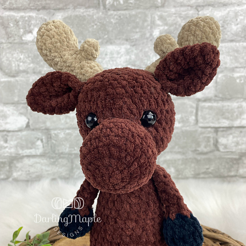 Ravelry: Flip Flop Moose pattern by Darling Maple Designs