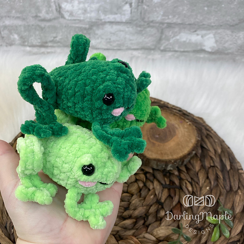 Ravelry: Frankie the Frog pattern by Darling Maple Designs
