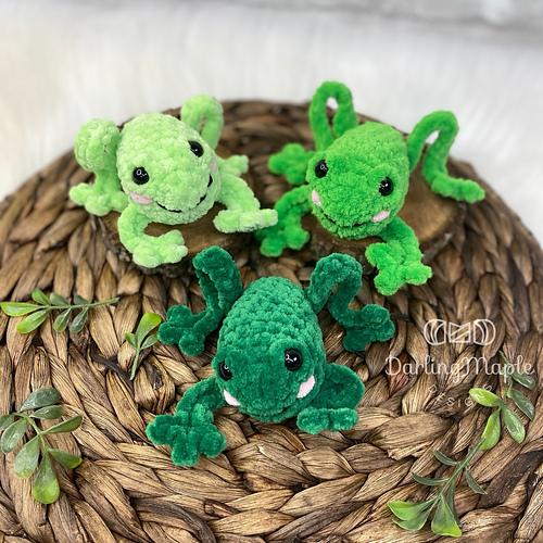 Ravelry: Frankie the Frog pattern by Darling Maple Designs