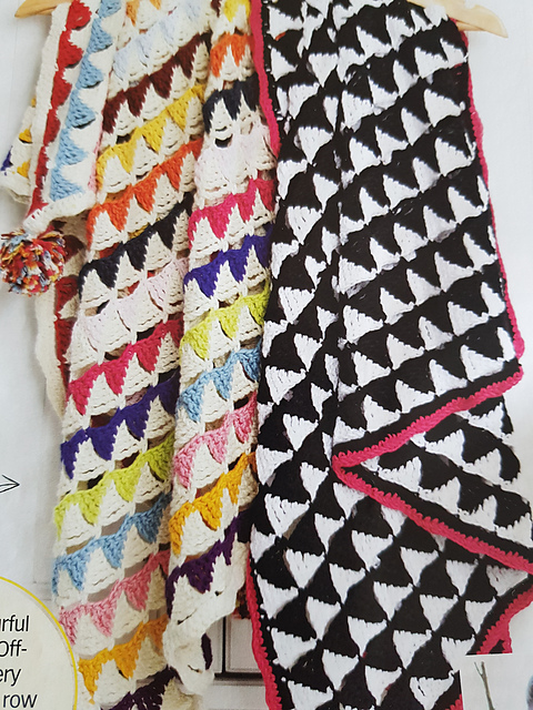 Ravelry: Geometric Triangle Blanket pattern by Marianne Dekkers-Roos