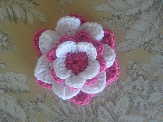 Ravelry: Dazzlingpussycat's Multi Layered Flower Pattern