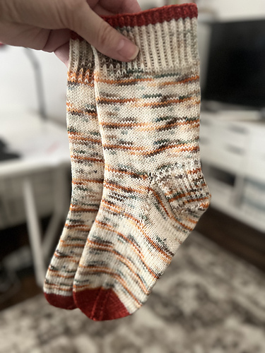 Ravelry: Debs Basic Vanilla Socks pattern by Knit On Designs Ravelry Store