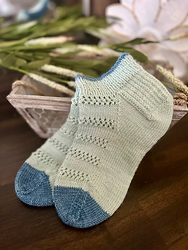 Ravelry: The Florence Socks pattern by Knit On Designs by Deb Buckingham