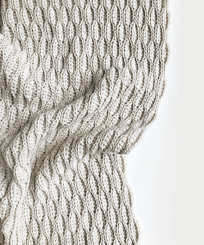 Ravelry: The Zanmann Throw pattern by DeBrosse