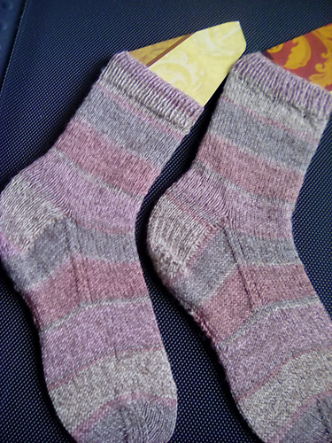 Ravelry: Vanilla Socks pattern by Leeana Gardiner