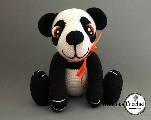 Ravelry: Panda Bears pattern by Paola Navarro
