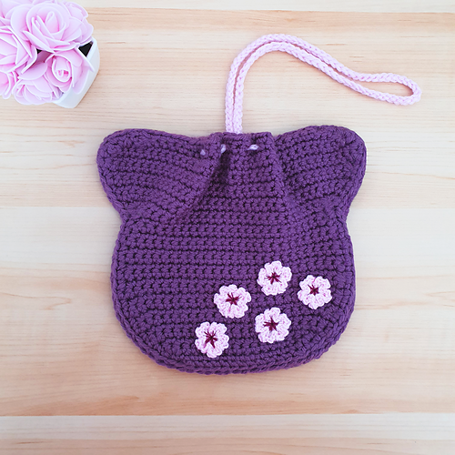 Ravelry: Sakura Cat Pouch pattern by Delilah Crochet