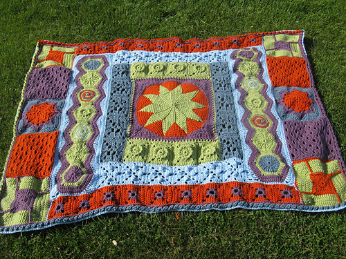 Ravelry: Deco'Ghan pattern by Julie Yeager