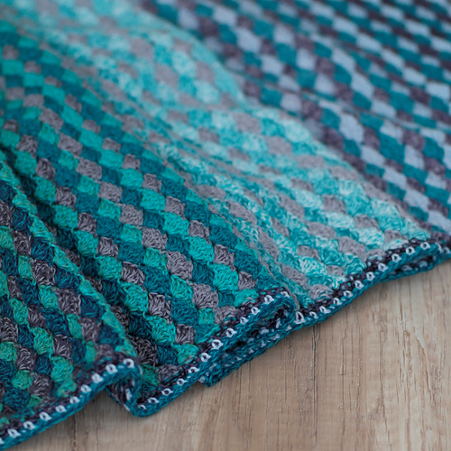 Ravelry: Sea Shell Blanket pattern by Lisa Kuijs