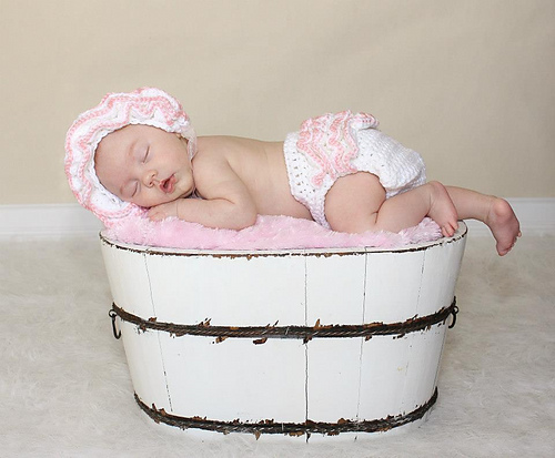 Ravelry: Ruffle Baby Bonnet pattern by Crochet by Jennifer