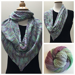 Ravelry: DesireeRoss' Rainia Shawl Test knit