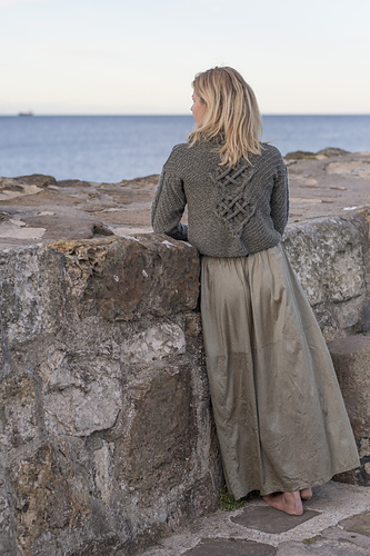 Ravelry: Oak pattern by Di Gilpin