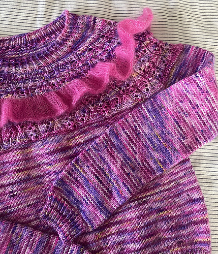 Ravelry: Effervescent Mini pattern by Aimee Sher