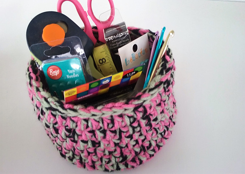 Ravelry: 1 Hour Basket pattern by Diane Gibb