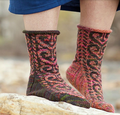 Ravelry: Ovis Socks pattern by Anna Zilboorg