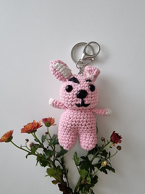 Ravelry: BT21 Cooky croshet keychain. pattern by Din Sol