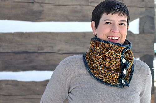 Ravelry: Deco Fans Cowl pattern by Sara Huntington Burch