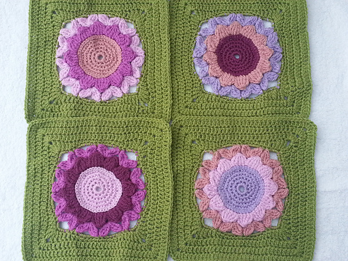 Ravelry: Happy Flower pattern by Julie Yeager