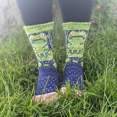 Ravelry: Frog Lilies Socks pattern by Jacquline Rivera