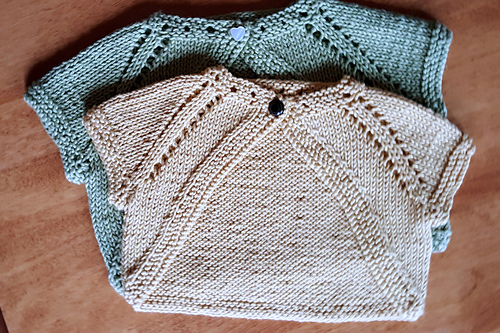 Ravelry: Charlotte's Sunday Shrug pattern by Lisa Seifert