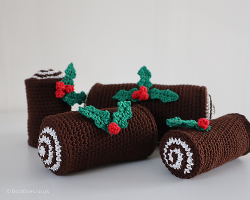 Ravelry: Yule Log Ornament pattern by Dora Does
