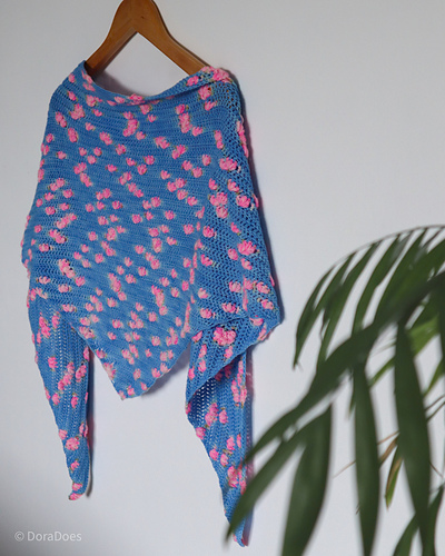 Ravelry: The Lotus Pool Shawl (assigned pooling) pattern by Dora Does