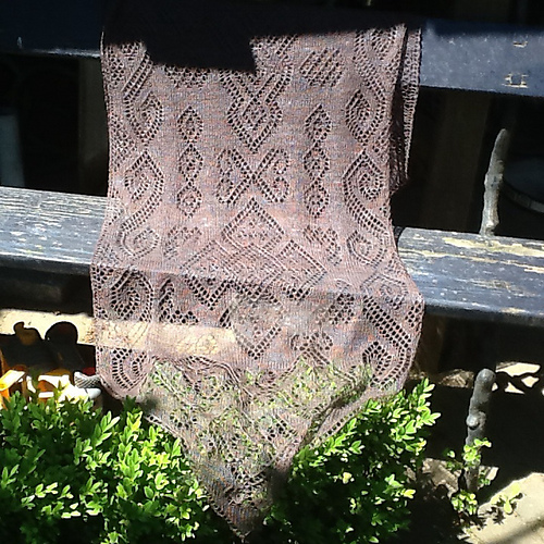 Ravelry: India Stole pattern by Sylvie Beez