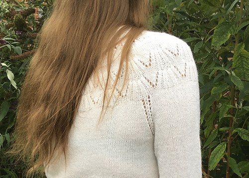 Ravelry: Giliana pattern by Dotty Patterns