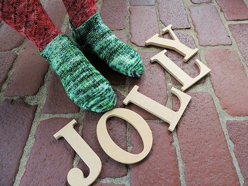 Ravelry: Jello Mold Socks pattern by Megan-Anne Llama