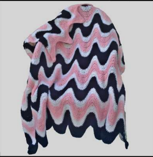 Ravelry: 3 Color Exaggerated Ripple pattern by Margaret Eldridge