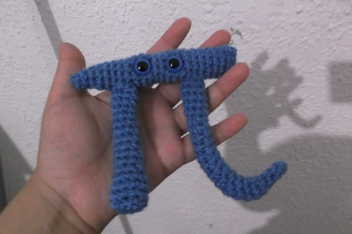Ravelry: Pi Symbol pattern by HannahCan