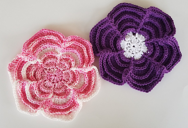 Ravelry: Powerful Petal Dishcloth pattern by Aurora Suominen