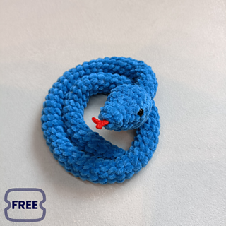 Ravelry: Snake Plushie pattern by Susanna Berra