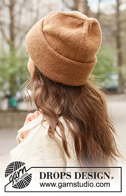 Ravelry: 234-28 Cinnamon Beanie pattern by DROPS design